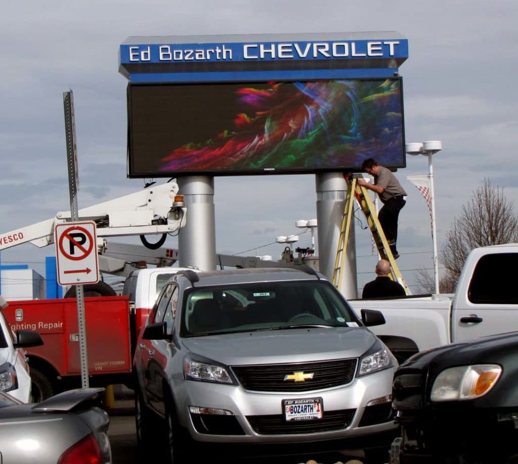 Ed Bozarth's Chevrolet Incredible New Electronic Sign - On Havana ...
